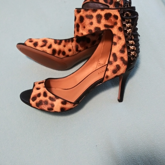 Nine West | Shoes | Nine West Leopard Pumps | Poshmark